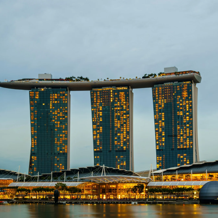 About Us - DealFlow.sg